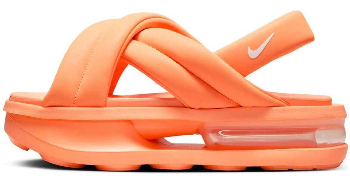 Nike (Wmns) Air Max Isla Sandals in Orange | Lyst