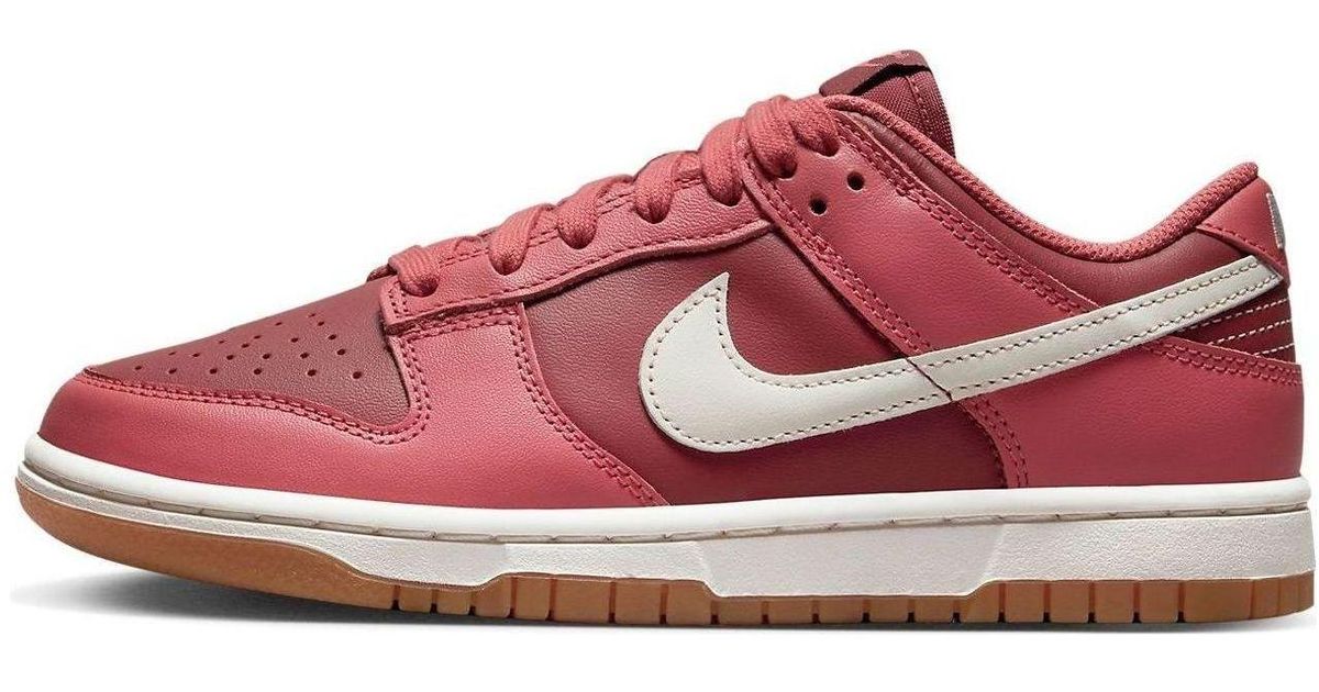 Nike (Wmns) Dunk Low 'Desert Berry' in Red | Lyst