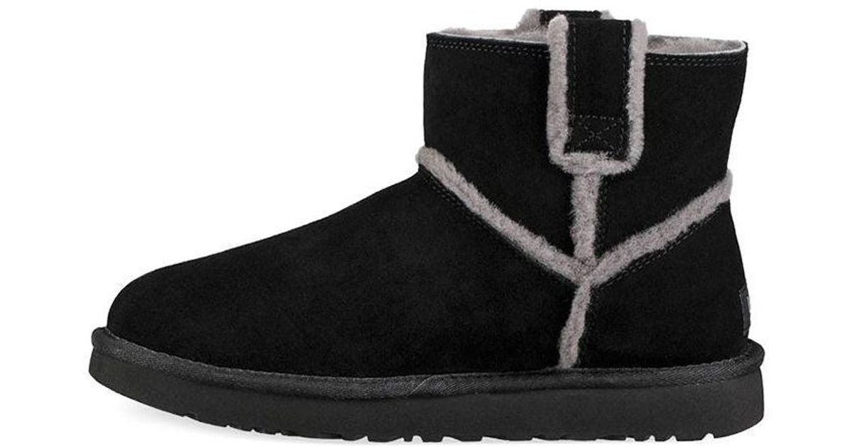 UGG (Wmns) Classic Mini Spill Seam Fleece Lined in Black | Lyst UK