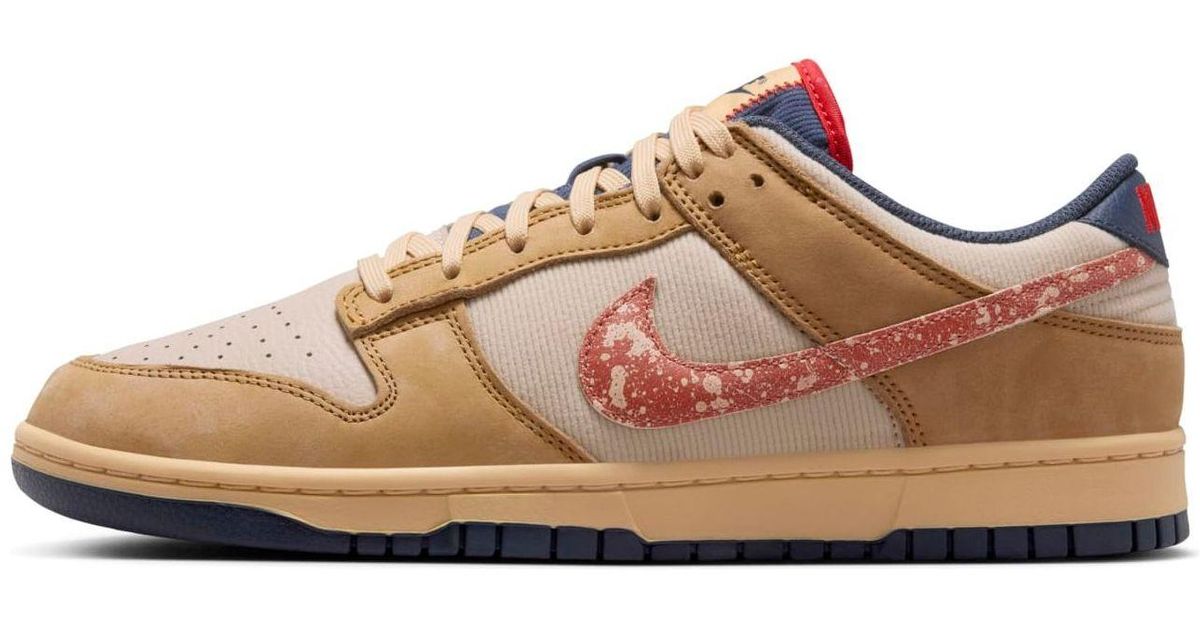 Nike Dunk Low 'Wheat Sanddrift' in Brown for Men | Lyst