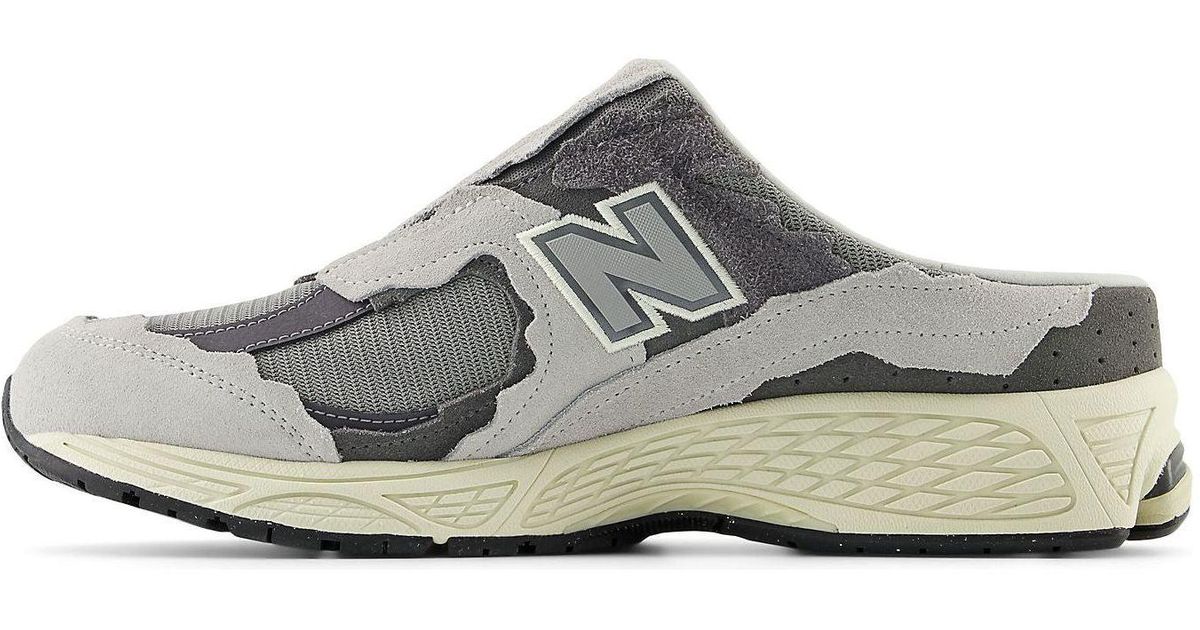 New Balance 2002r Mule in Gray for Men | Lyst