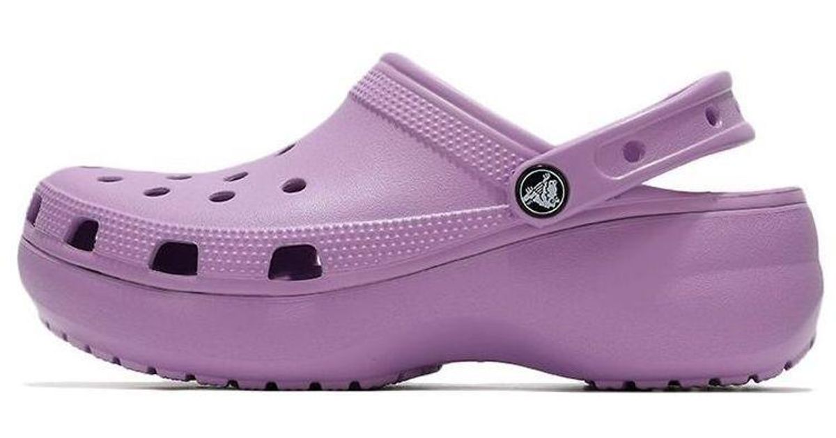 Crocs™ (Wmns) Classic Clouds Retro Beach Shoe in Purple | Lyst