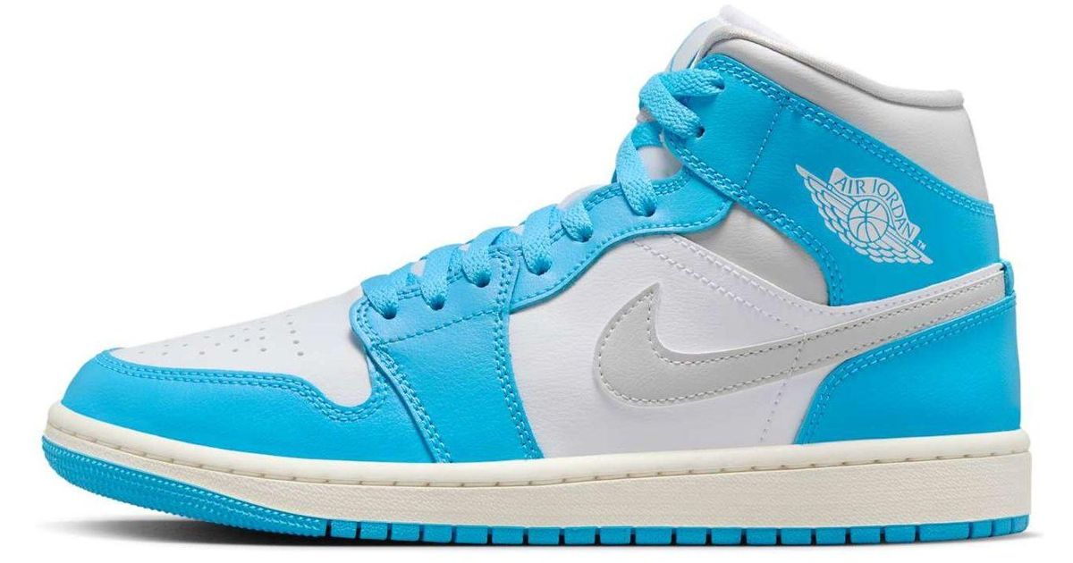 Nike (Wmns) 1 Mid 'Dark Powder' in Blue | Lyst