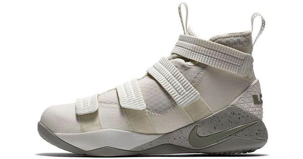 Nike Lebron Soldier 11 Sfg 'Light Bone' in Metallic for Men | Lyst