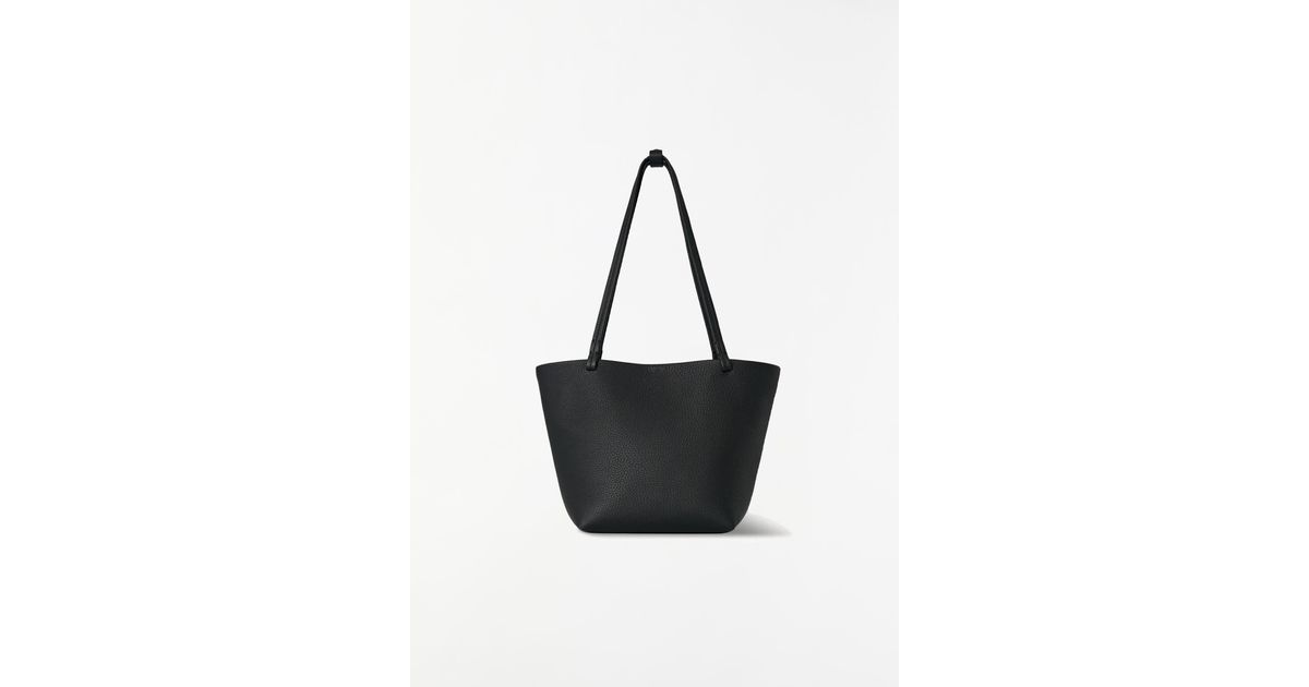 The Row Medium Park Tote in Black | Lyst