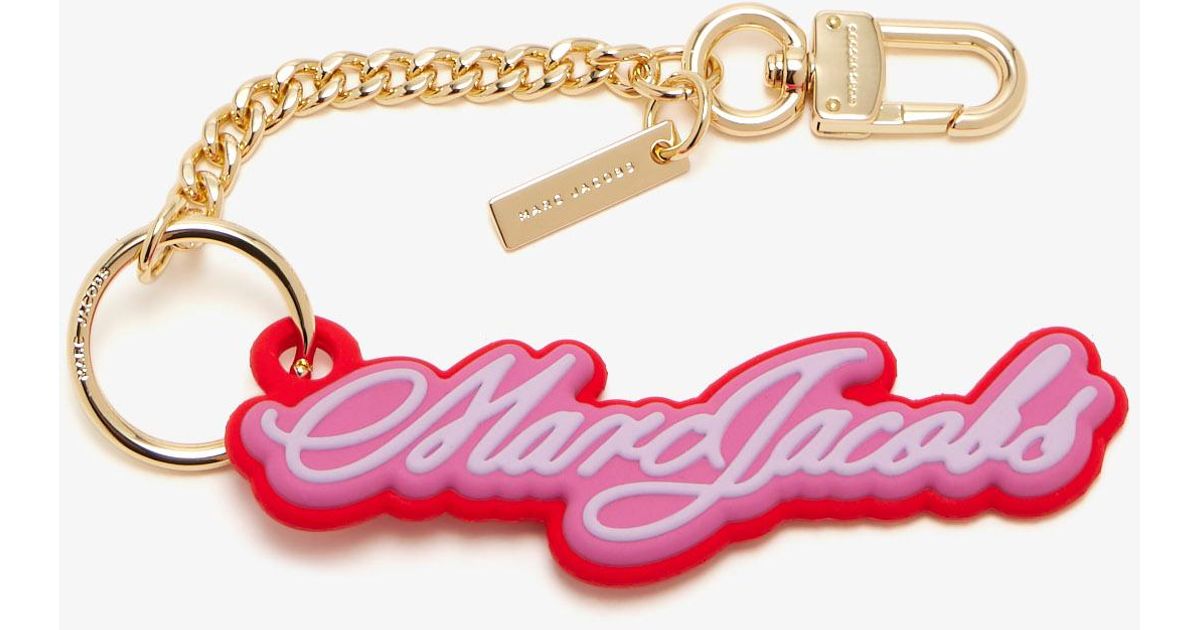 Marc Jacobs The Cursive Logo Bag Charm in Pink | Lyst