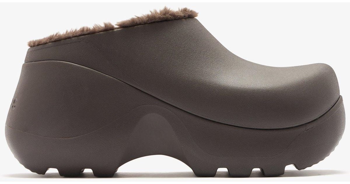 Crocs™ Hydra Clogs in Brown | Lyst