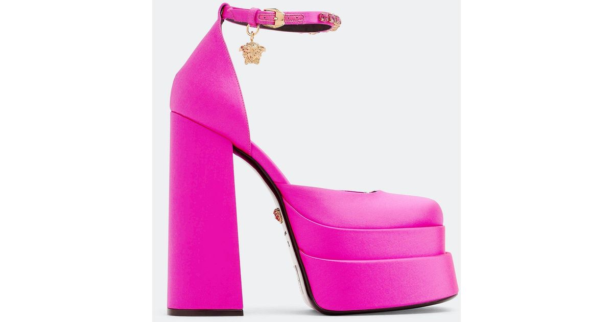 Versace Medusa Aevitas Platform Pumps in Pink | Lyst