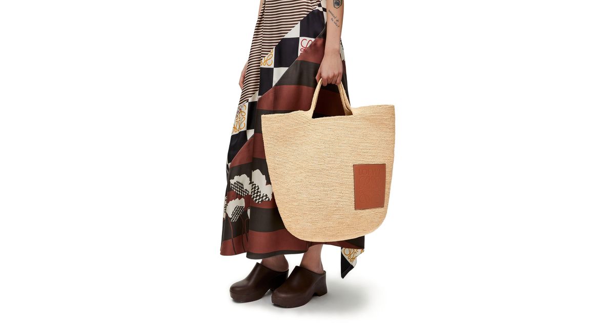 Loewe Luxury Large Slit Bag In Raffia And Calfskin in Natural for Men ...
