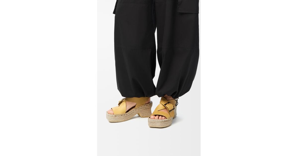 Loewe Petal Espadrille Platform Sandal in Black | Lyst