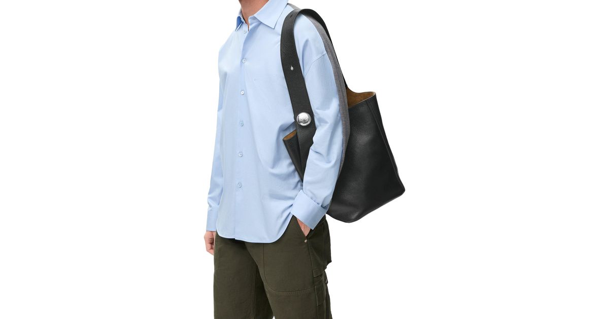 Loewe Luxury Large Pebble Bucket In Supple Grained Calfskin in Blue for ...