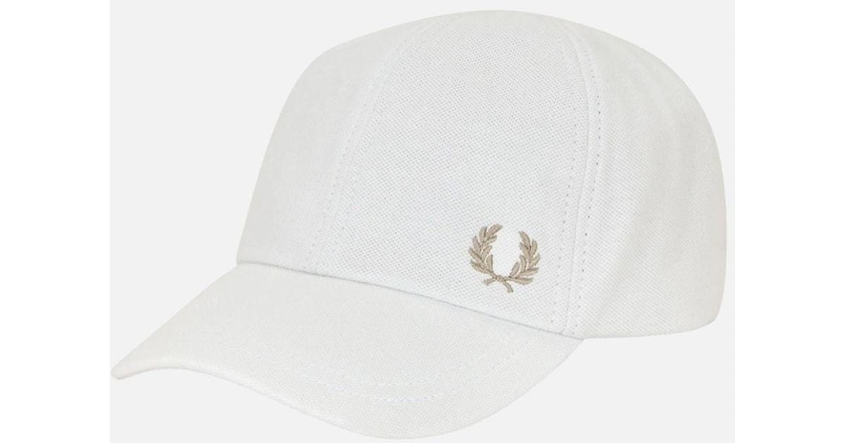 Fred Perry Classic Logo Snow Cap in White for Men | Lyst UK