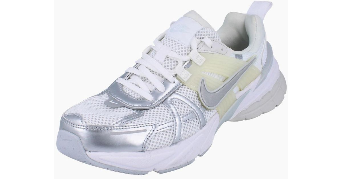 Nike V2K Run Fd0736 104 in White | Lyst UK