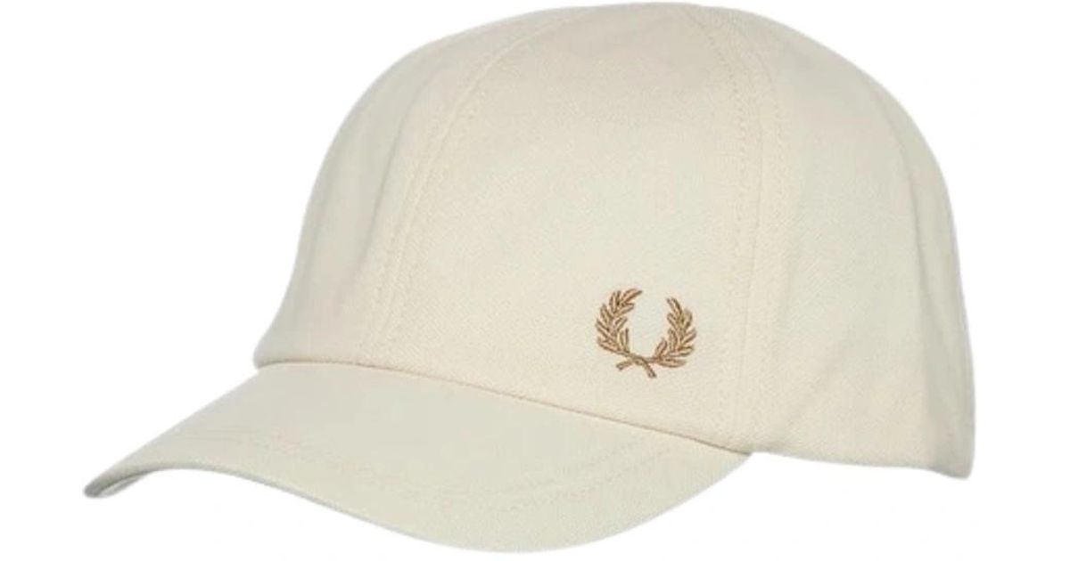 Fred Perry Classic Logo Cream Cap in White for Men | Lyst UK