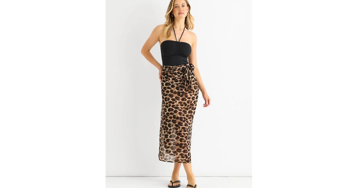 Gini London Animal Print Multiwear Beach Sarong in Black | Lyst UK
