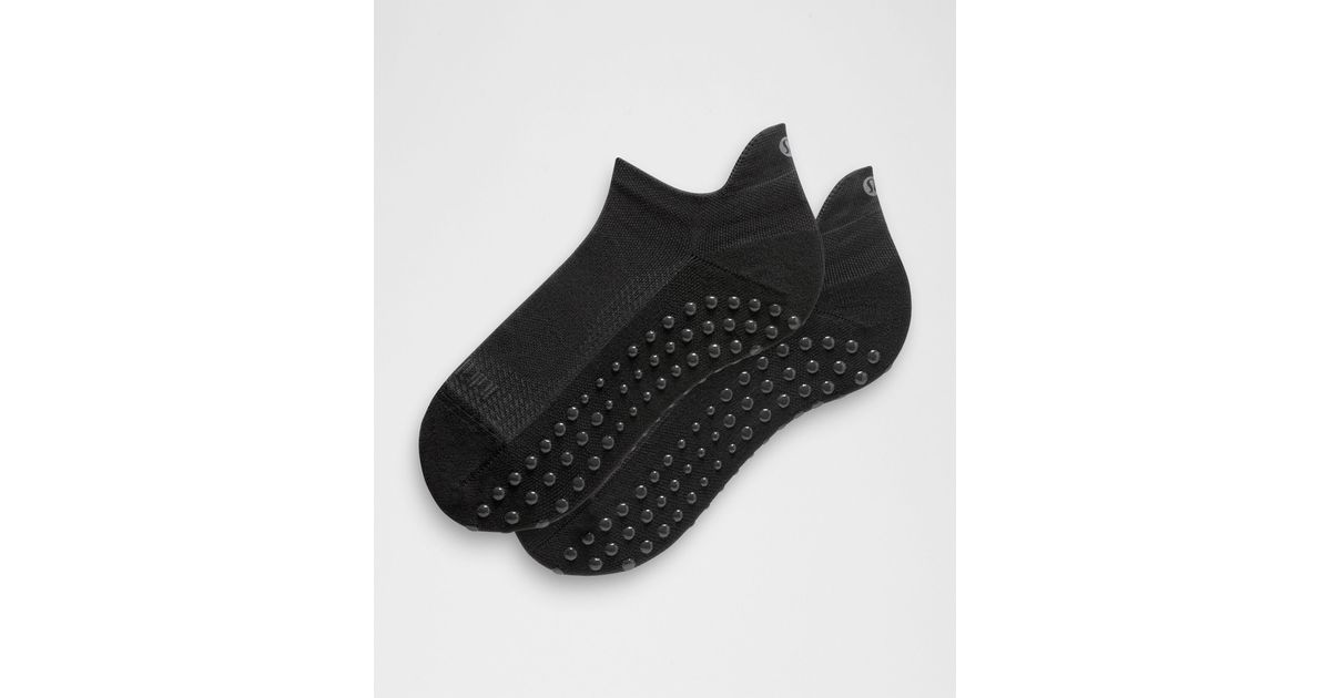 lululemon – Find Your Balance Grip Tab Socks – – Size Large in Black | Lyst