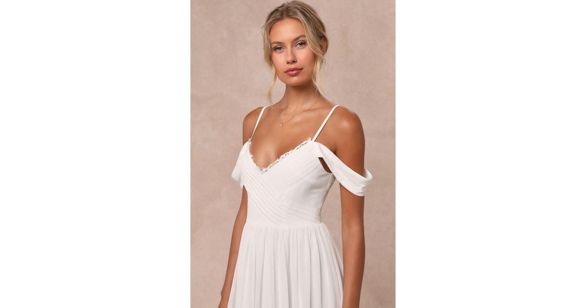 Lulus Marcelyn Pleated Cold-Shoulder Maxi Dress in Natural | Lyst