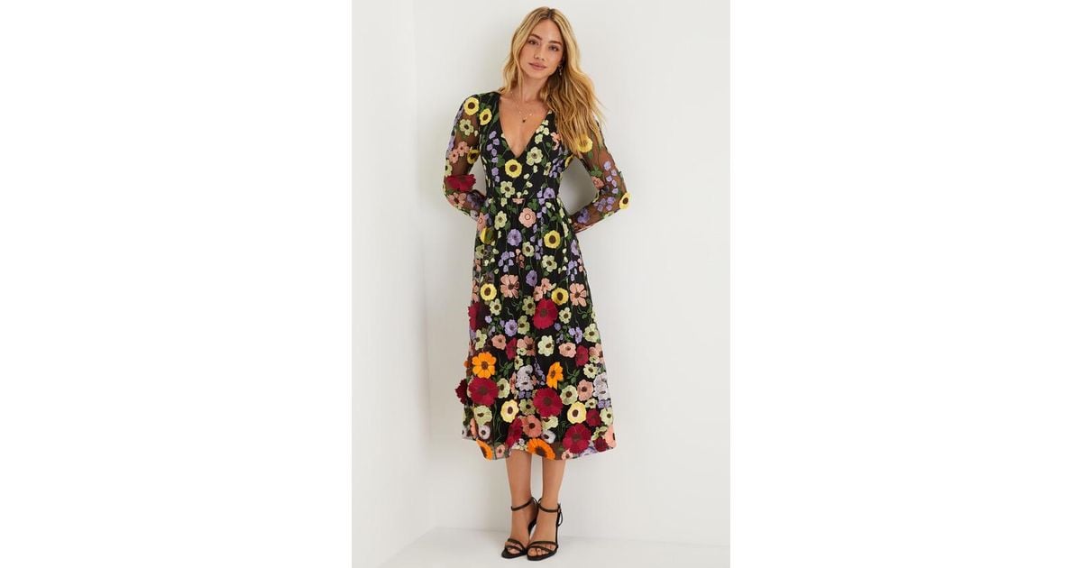Lulus Impressive Blossom 3D Floral Embroidered Midi Dress in Black | Lyst