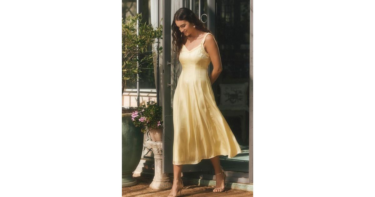 Lulus Marlana Sleeveless Ruffled Midi Dress in Yellow | Lyst