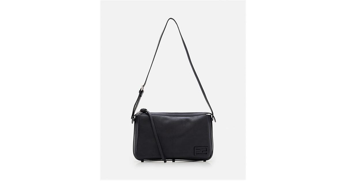Fendi Medium Simply Leather Shoulder Bag in Black | Lyst