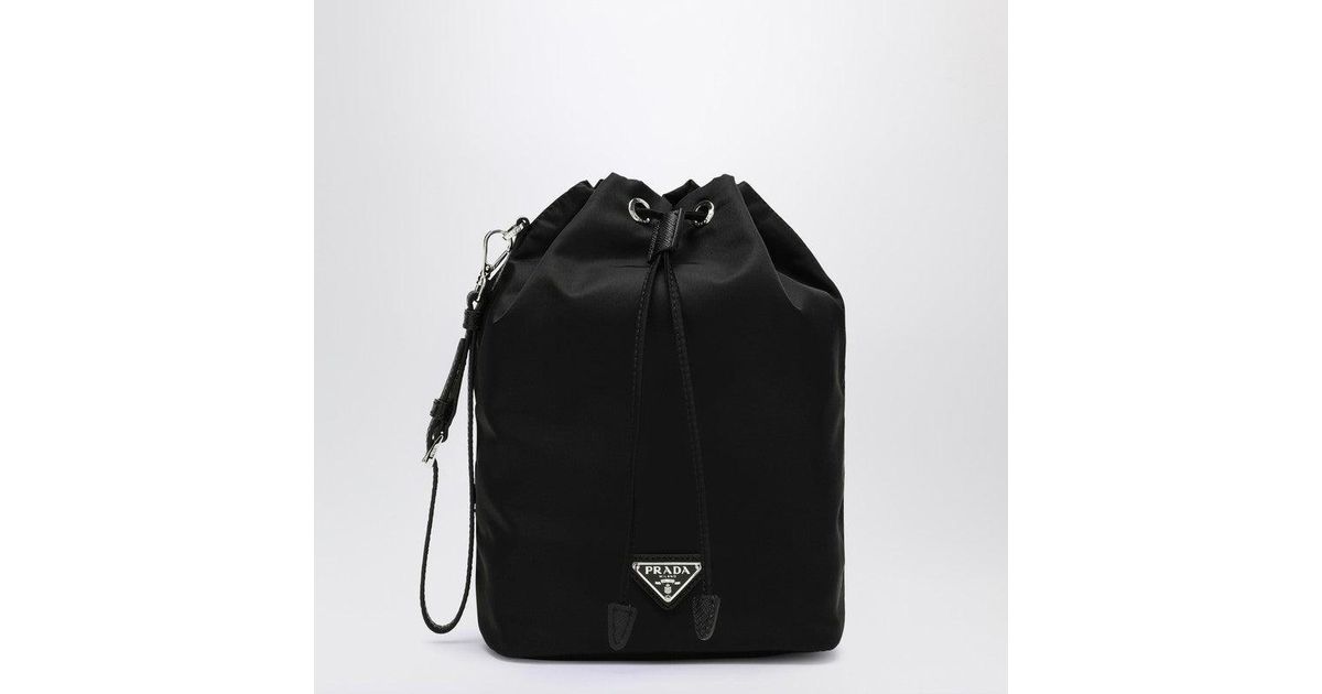 Prada Re-Nylon Bucket in Black | Lyst