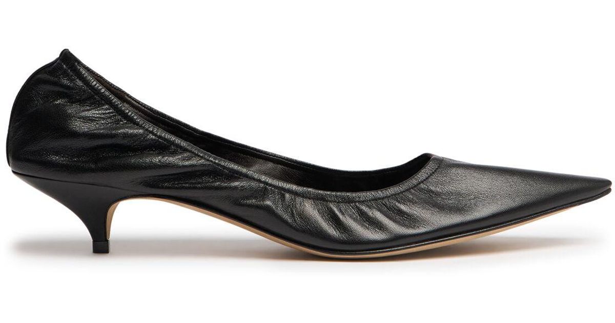 The Row Liisa Leather Pumps in Black | Lyst