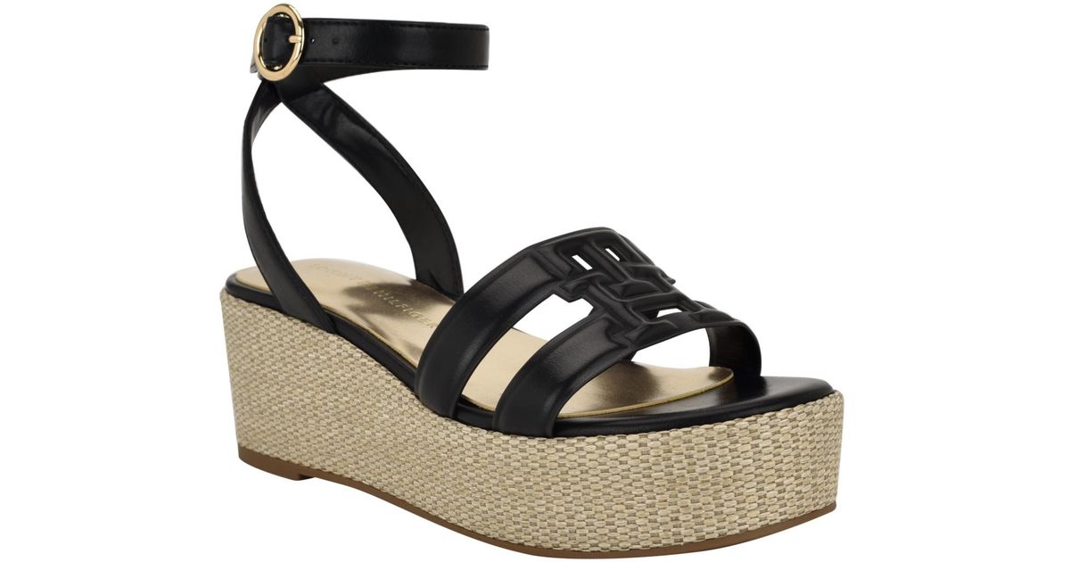 Tommy Hilfiger Vastie Raffia Platform Wedge Sandals in Metallic | Lyst