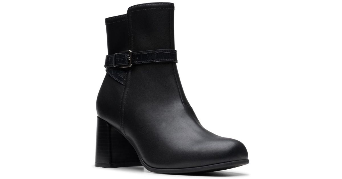 Clarks Collection Keirsta Haley Boots in Black | Lyst