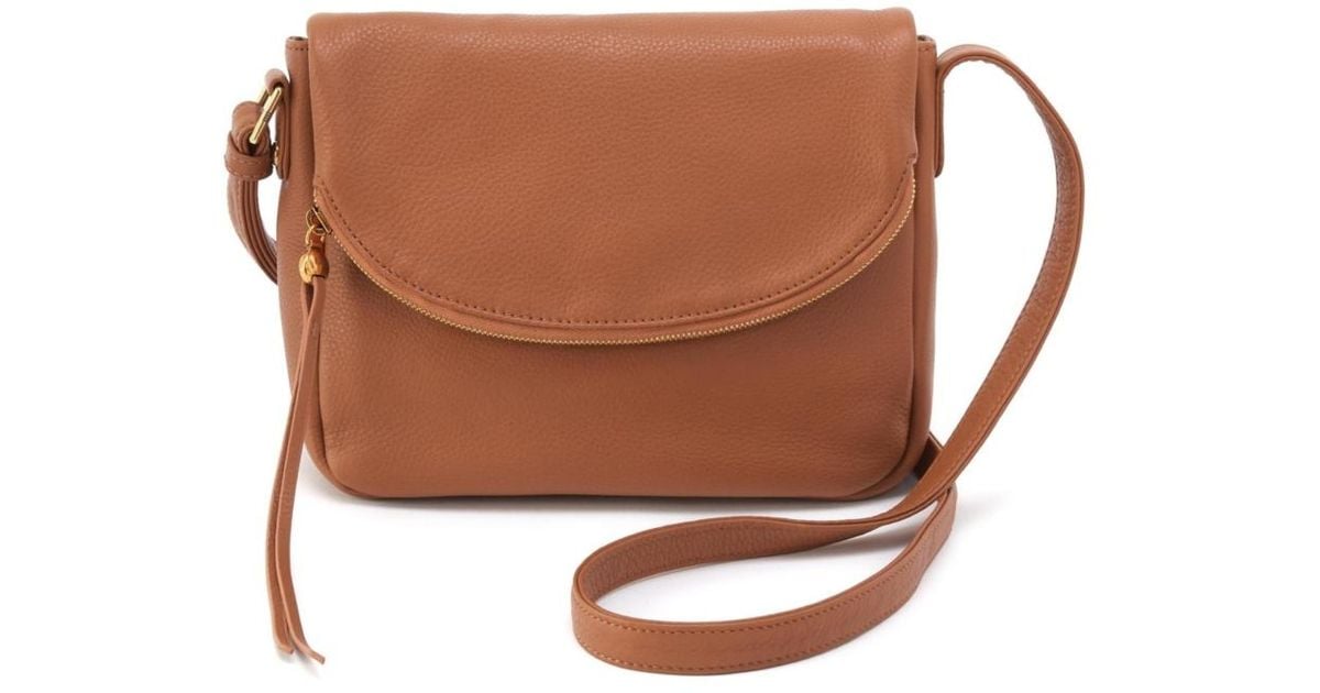 Hobo International Fern Messenger Crossbody in Brown | Lyst