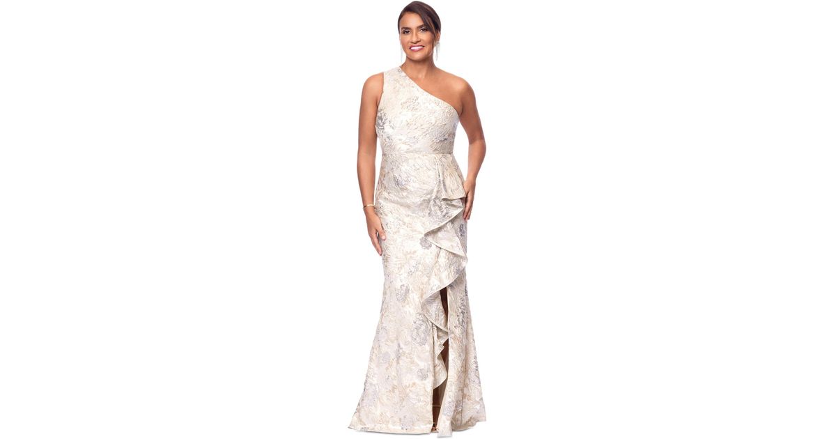 Xscape Petite One-shoulder Metallic Jacquard Gown in White | Lyst