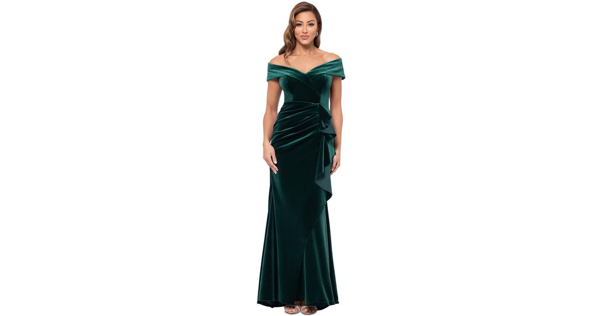 Xscape Petite Ruffled Off-the-shoulder Velvet Gown in Green | Lyst