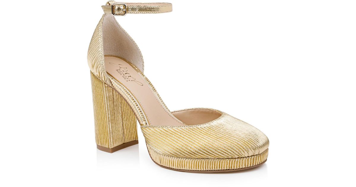 Badgley Mischka Stephanie Closed Toe Platform Pumps in Metallic | Lyst