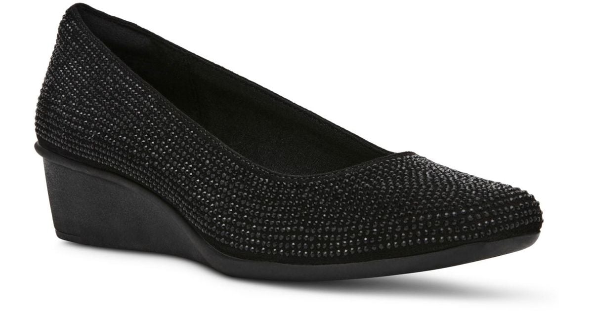 Anne Klein Wisher Embellished Wedge Pumps in Black | Lyst