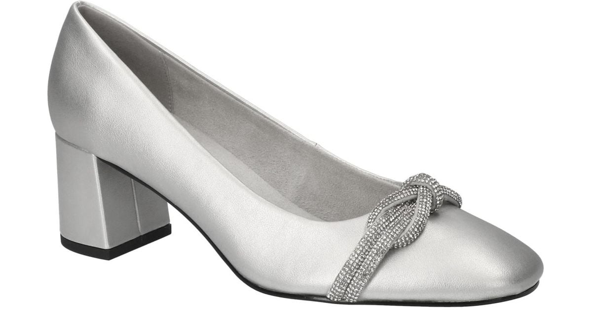 Bella Vita Marigold Square Toe Pumps in Gray | Lyst