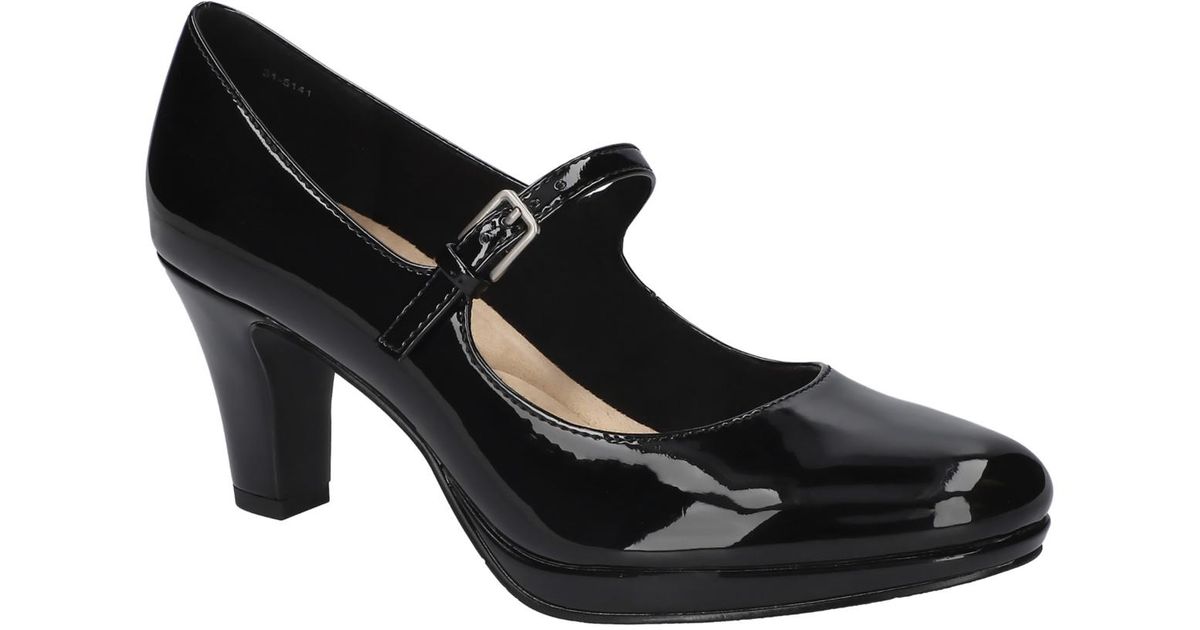 Easy Street Zest Buckle Platform Pumps in Black | Lyst