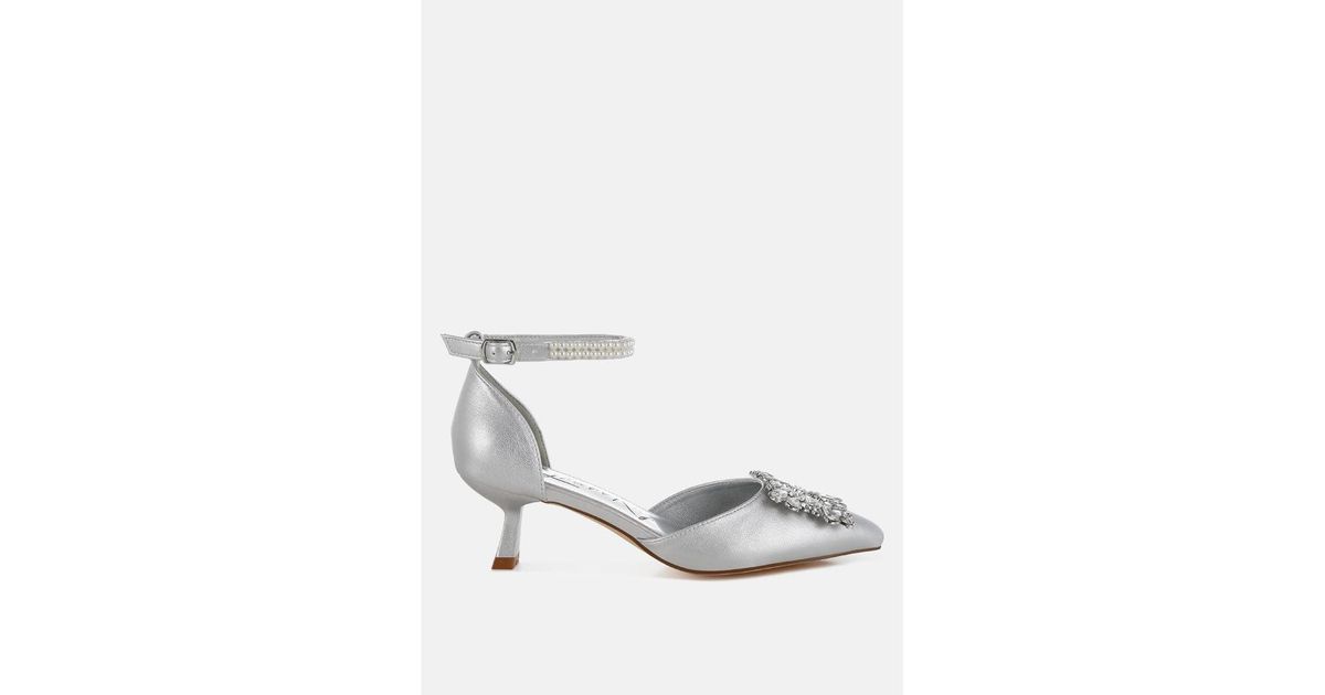 LONDON RAG Onkana Diamante Brooch Kitten Heel Sandals in White | Lyst