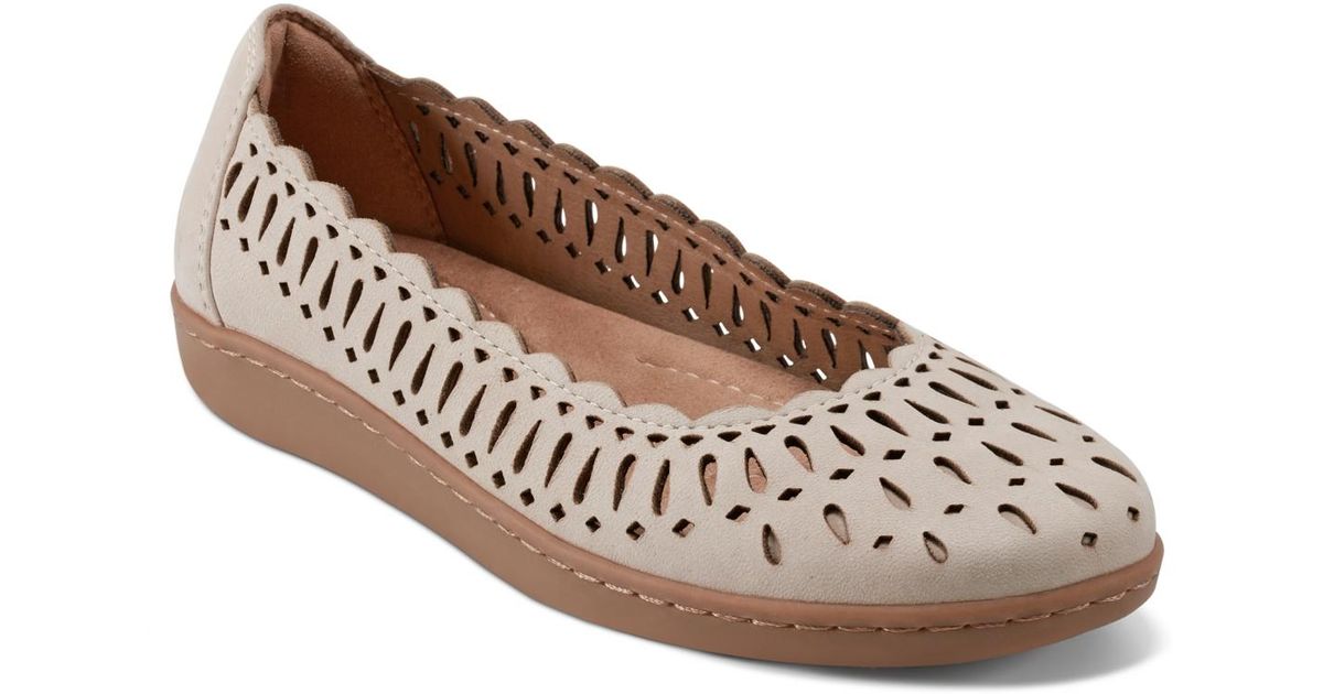 Earth Luna Cutout Ballet Flats in Brown | Lyst