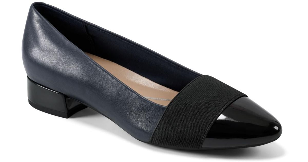 Easy Spirit Casta Eflex Low Block Heel Pumps in Black | Lyst