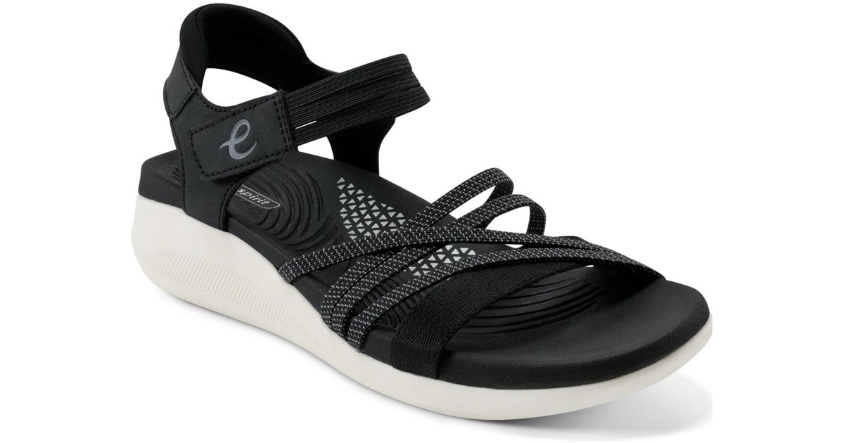Easy Spirit Winsor Strappy Lightweight Sandals in Black | Lyst