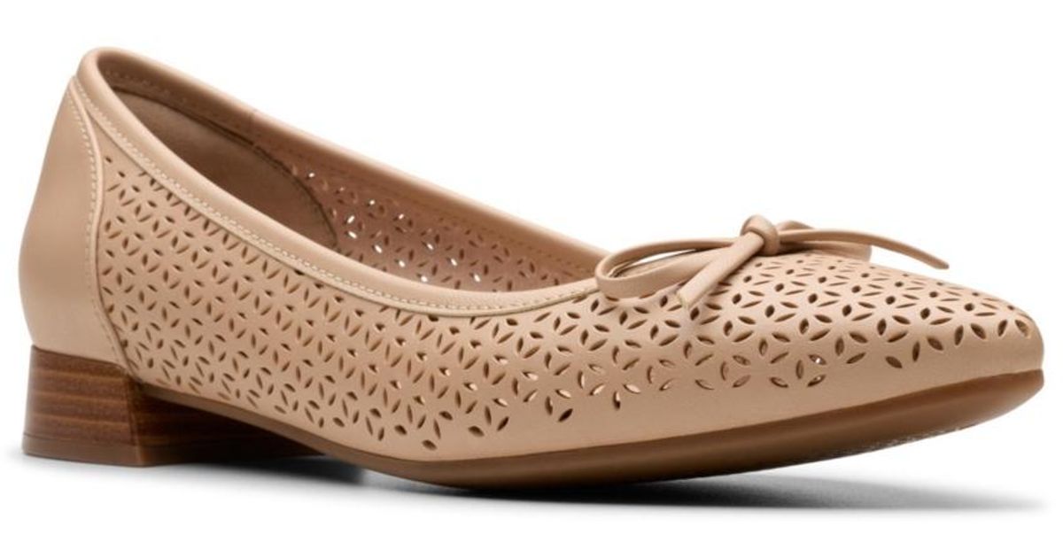 Clarks Collection Natalyn Step Slip-on Shoes in Natural | Lyst