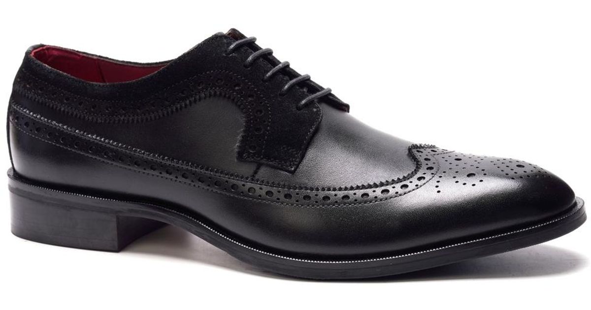 Carlos By Carlos Santana Felix Wingtip Shoe in Black for Men | Lyst