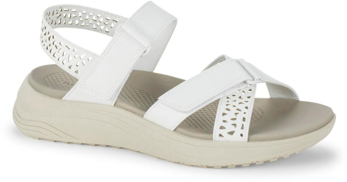 BareTraps Jubilee Wedge Sandals in White | Lyst
