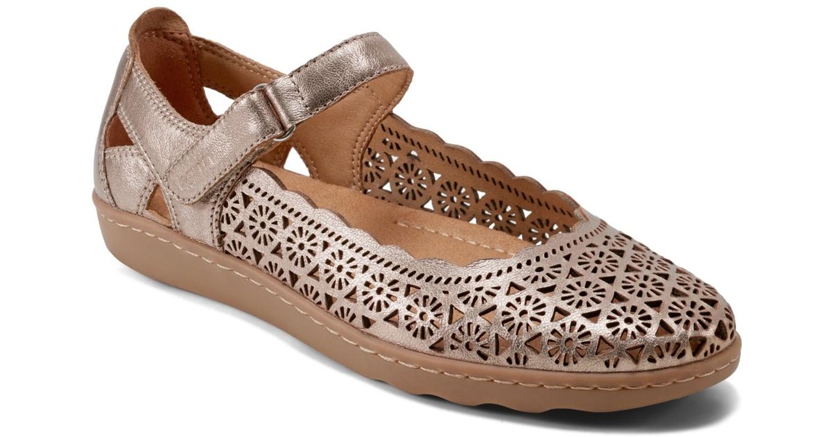 Earth Lady Perforated Mary Jane Flats in Brown | Lyst