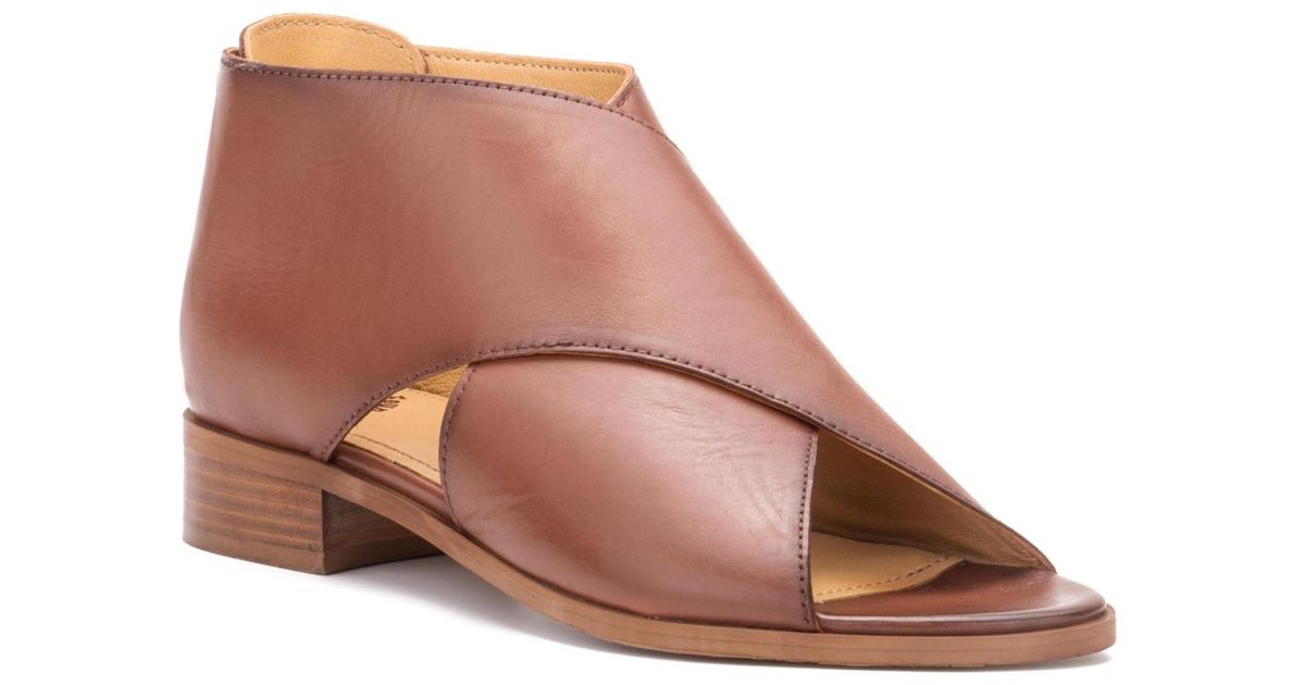 Vintage Foundry Regan Flat Sandals in Pink | Lyst