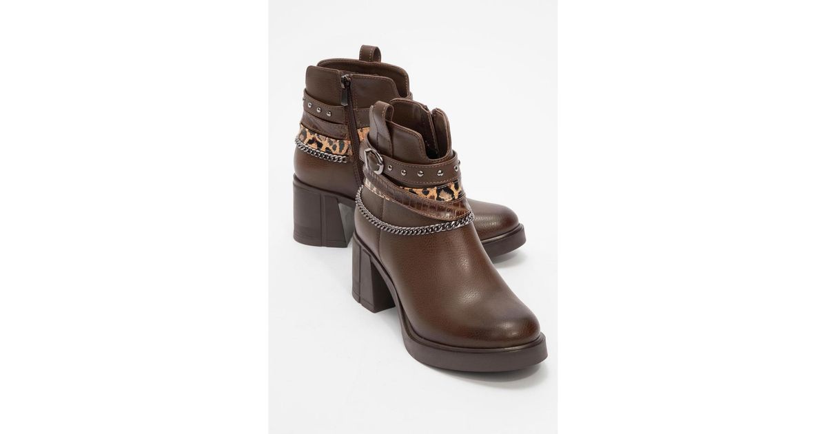 Prologue Shoes Boliva Buckled Chain Block Heel Boot () in Brown | Lyst