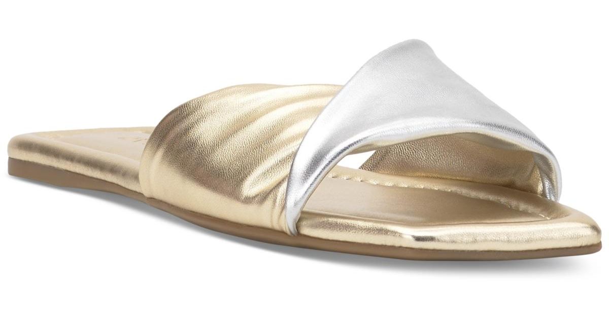 On 34th Catryn Slide Flat Sandals in White | Lyst