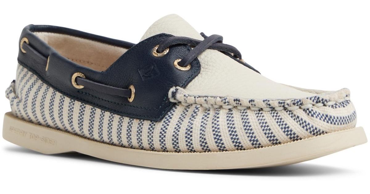 Sperry Top-Sider Ao 2-eye Round Toe Boat Shoe in White | Lyst