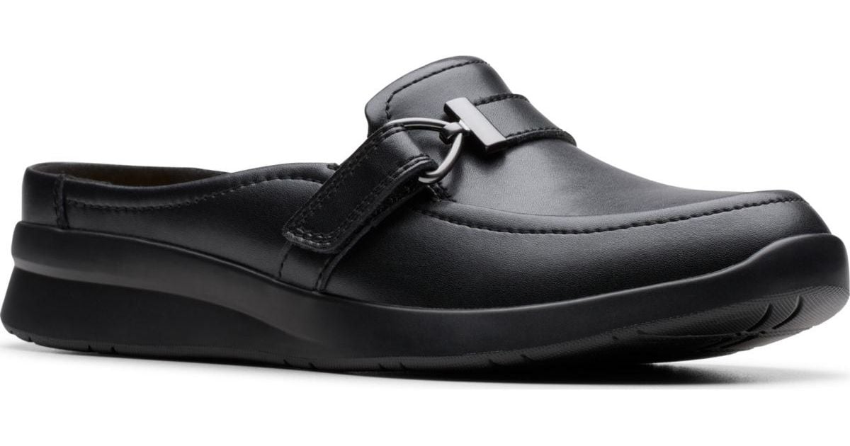 Clarks Ellowyn Amelia Slip-on Mules in Black | Lyst