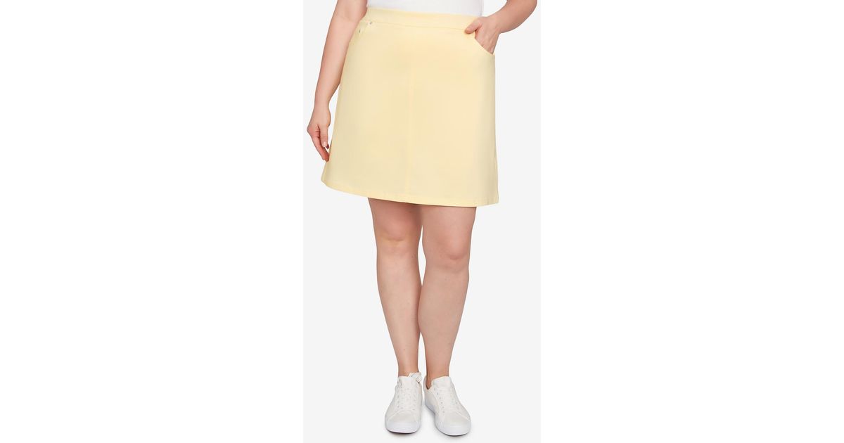hearts of palm Plus Size Making Waves Solid Tech Stretch Pull On Skort in Yellow | Lyst