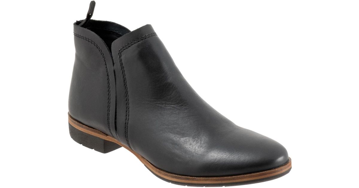 EOS FOOTWEAR Gaid Boot in Black | Lyst